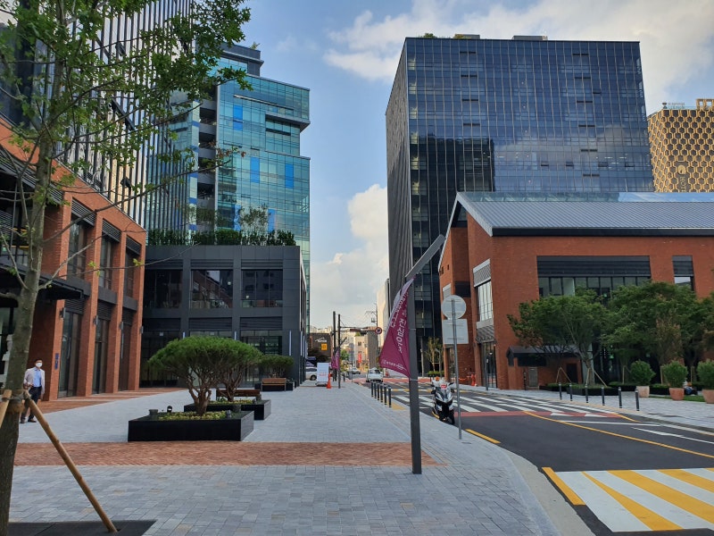 성수동지식산업센터 데시앙플렉스 SKV1 준공과 임장 : 네이버 블로그