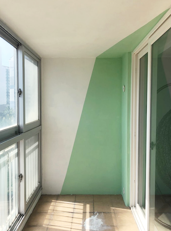 팬톤페인트 베란다 벽페인트칠로 신혼집 홈카페 베란다 인테리어 by Zaid : 네이버 블로그