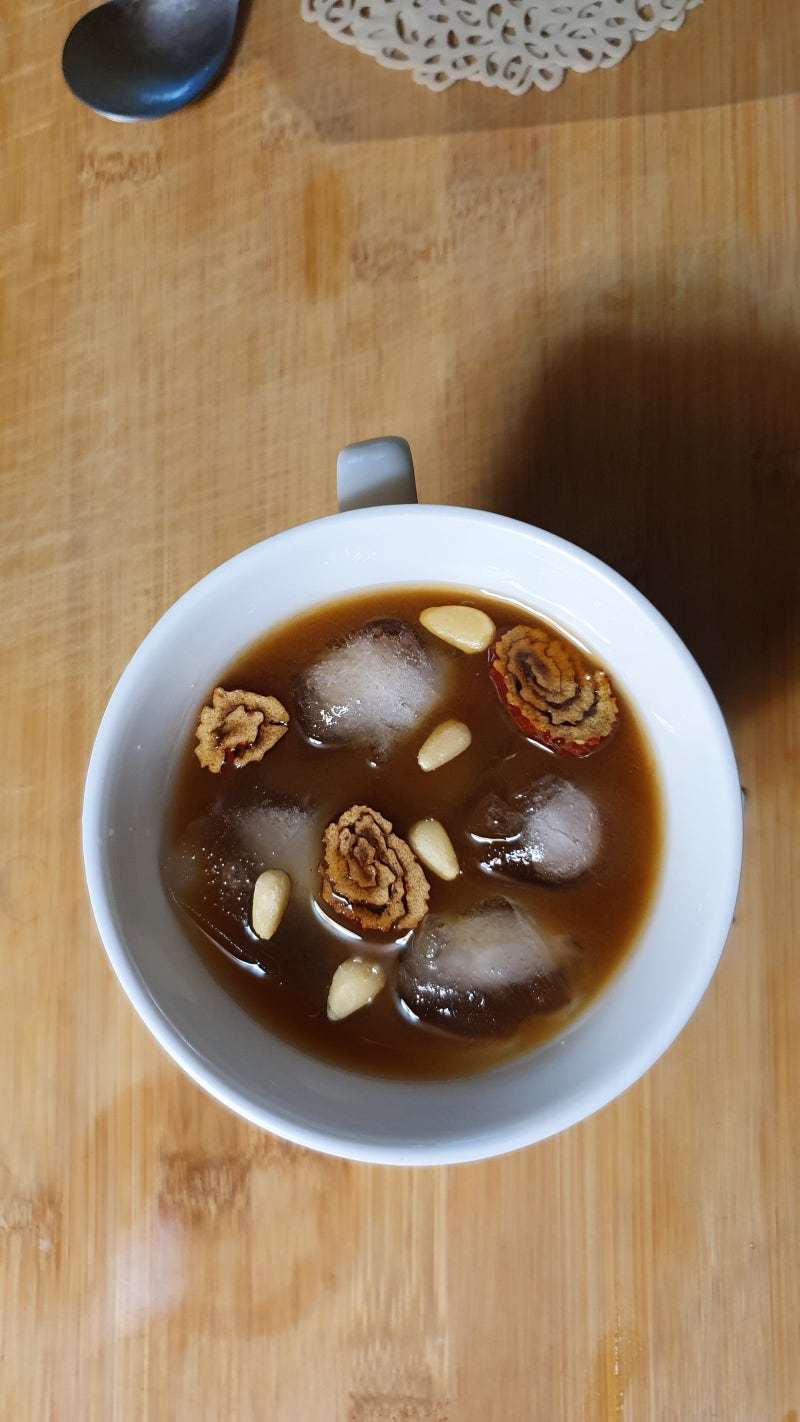 Iced Jujube Tea (Making Jujube Syrup) with no sugar / 대추차 끓이는법 / 대추고 ...
