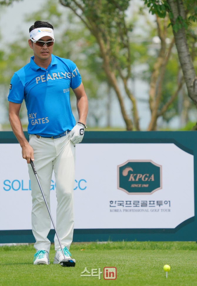 [KPGA 오픈 with 솔라고CC] KPGA 투어 프로 골프웨어 무작정 따라입기! 그 첫번째 : 네이버 블로그