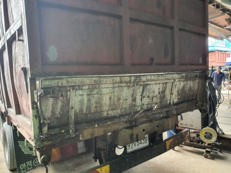 윙바디수리윙바디보험수리고철차적재함수리봉고적재함적재함문짝프리마적재함압롤적재함수리중고파워게이트활어차적재함교체윙바디천막지교체전기차내장탑전기차탑차윙바디이트렉