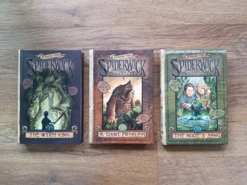 책꽂이(21)- The Spiderwick Chronicles, Beyond the Spiderwick, The Sisters ...