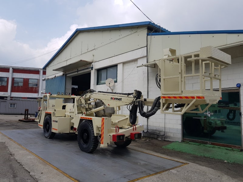 화약장전기 (중고)-노르멧 Charmec 6750B (1붐) 판매 : 네이버 블로그