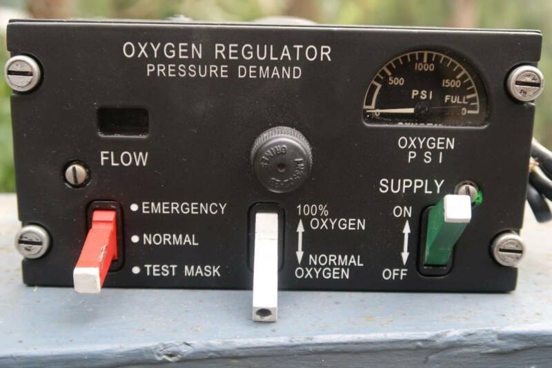 [System] 높은 하늘에서 어떻게 숨을 쉬지? (Oxygen System, cannula, diluter demand ...