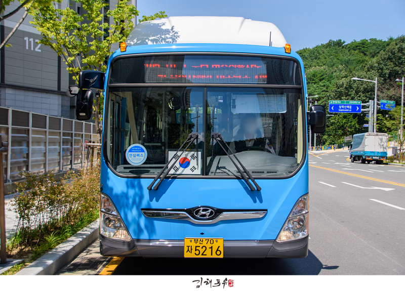 부산 한창여객 33번 뉴슈퍼에어로시티 Fl Cng 상품성개선형 표준형저상버스 5216호 신차리뷰 네이버 블로그