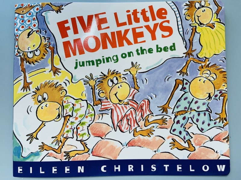 Eileen Christelow- Five Little Monkeys jumping on the bed : 네이버 블로그