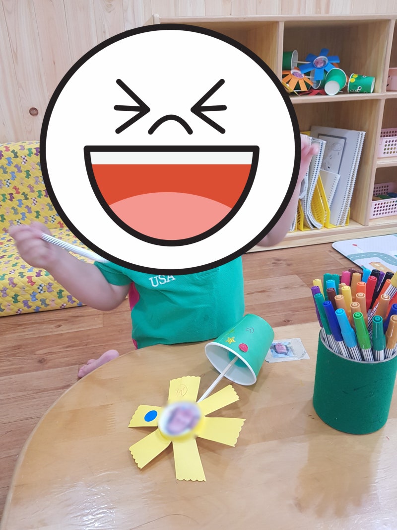 신체 놀이 대근육 놀이 소근육 놀이 나비만들기 나비처럼 움직여요 얼굴표정 빨래집게 머리카락 표정막대 손가락 반지