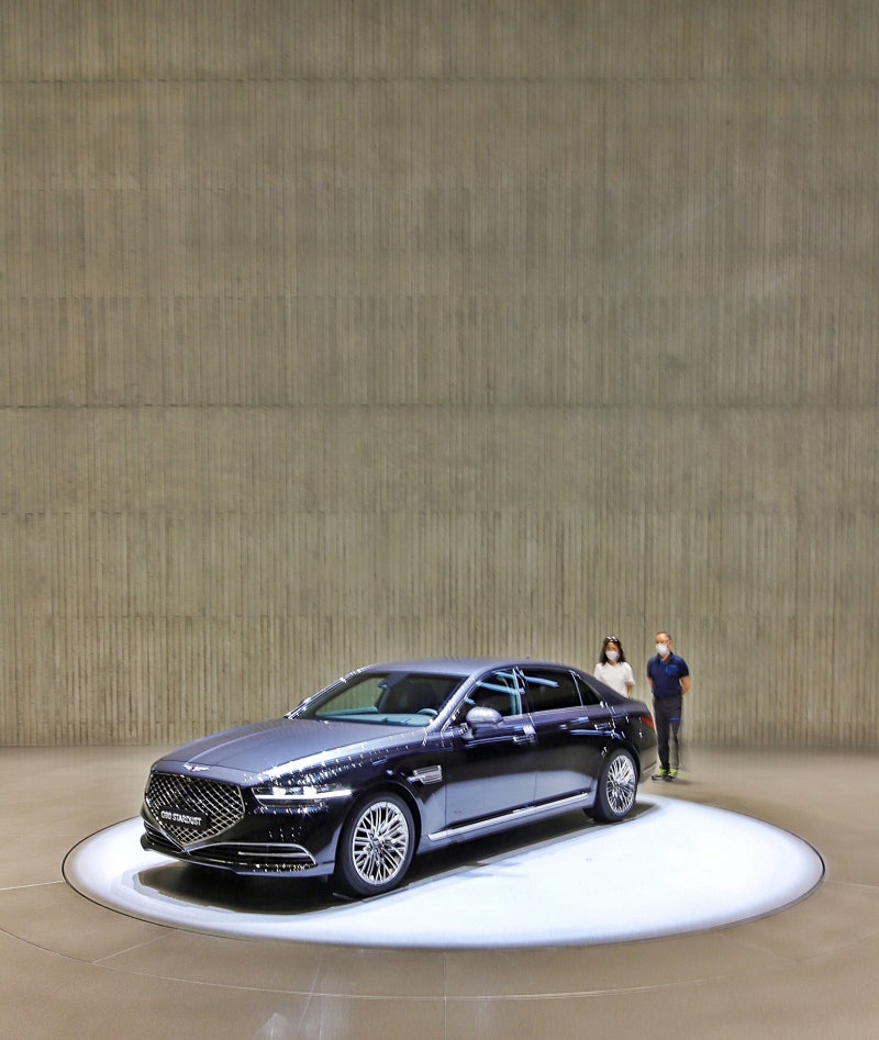 제네시스 수지_정제되지 않은 재료가 주는 강한 대비 [서아키텍스] : 네이버 블로그