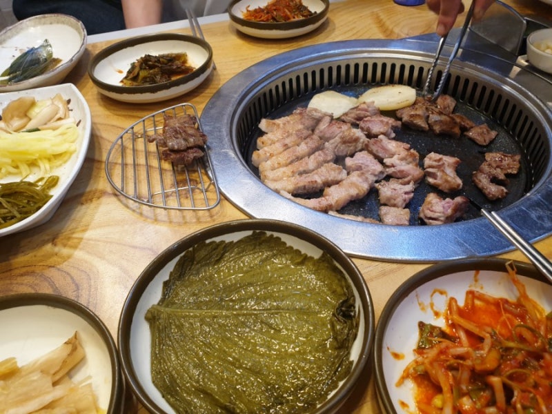 맛집동탄 맛찬들 왕소금구이 동탄주민들은 다 아는 삼겹살 맛집 북광장맛집 고기 구워드림 서비스 최고 동탄회식