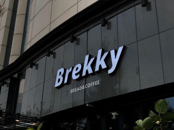 성남 카페 디자인 간판 제작 Brekky 철제 오사이 채널 간판 고무 스카시 시트 커팅 시공 네이버 블로그