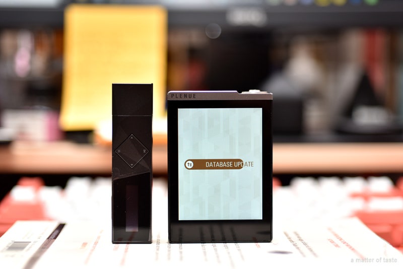 코원 iAUDIO U7 usb 메모리 일체형 MP3 플레이어 / Cowon U7 MP3 플레이어 32GB 블랙 / 32기가 ...