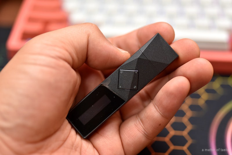 코원 iAUDIO U7 usb 메모리 일체형 MP3 플레이어 / Cowon U7 MP3 플레이어 32GB 블랙 / 32기가 ...