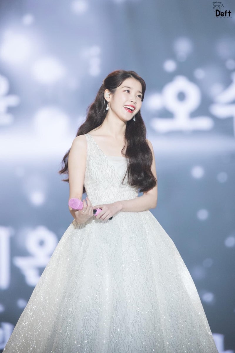 내가 궁금해서 올리는 아이돌, 연예인 커스텀 마이크 (아이유, 방탄소년단, 태연) : 네이버 블로그