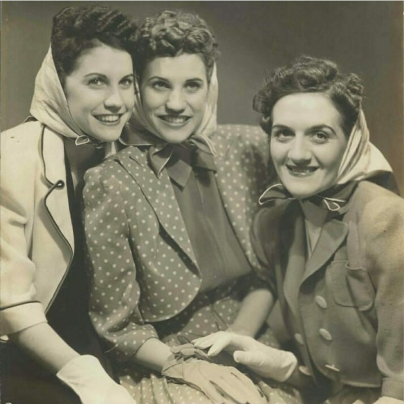 The Andrews Sisters 앤드류스 시스터스 - Rum and Coca Cola , 바버렛츠(The ...