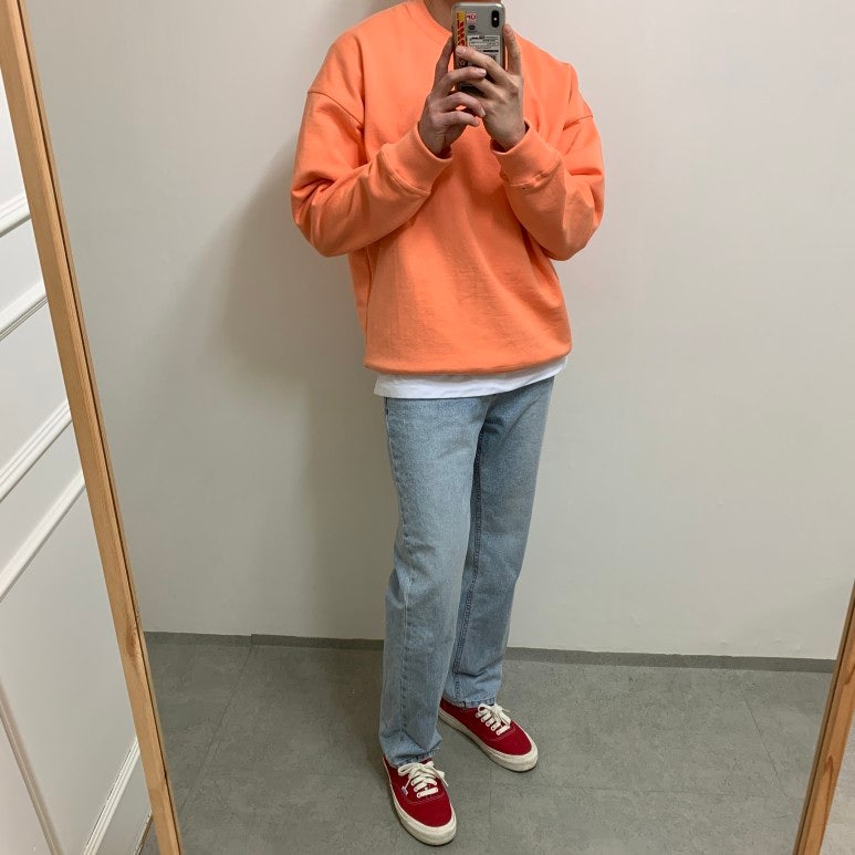 남자 오버핏맨투맨 코디크림팬츠 유뱅의 데일리룩 블로그 네이버 블로그