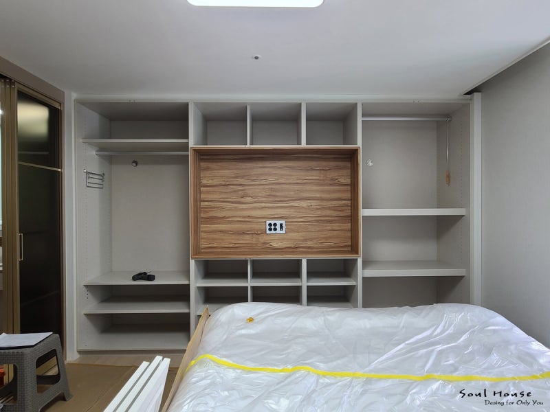 천안시 범양레우스알파 웨인스퓨어화이트푸쉬full Door55인치 오픈 Tv장 클래식 오크 티비붙박이장 거실월플렉스