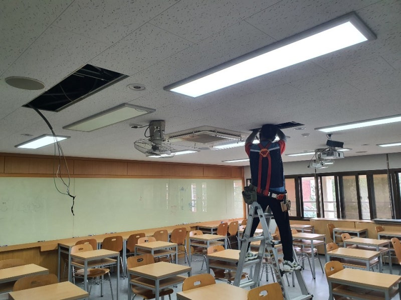 과학실 천정형 전동릴콘센트 설치 전기내선공사 분전함설치 양정고등학교 네이버 블로그