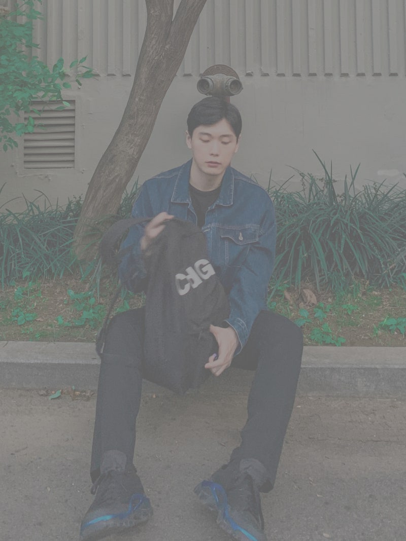 라프시몬스 뉴러너로 포인트를 준 남자 청자켓 코디 네이버 블로그