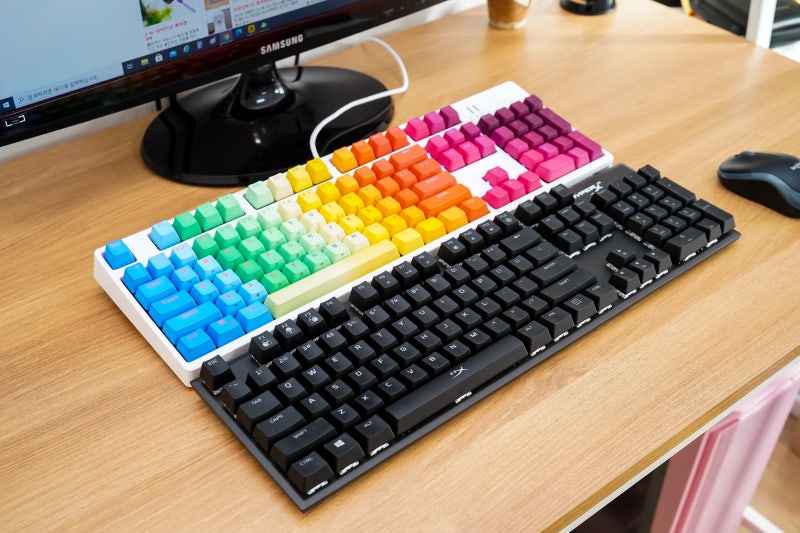 게이밍 키보드 기본은 텐키리스! 기계식은 덤이지~! 앱코 해커 ADK87 모던한 느낌이 좋다! : 네이버 블로그