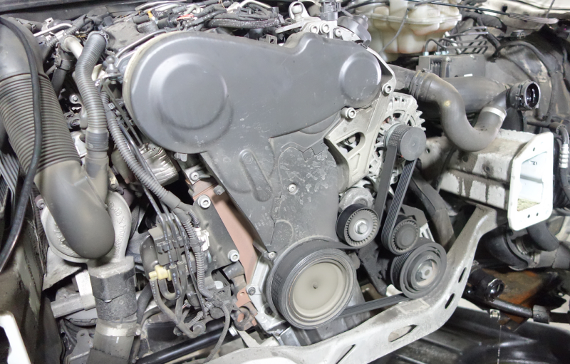 20tdi 엔진 아우디 A6 타이밍벨트 교환 정비 시 부품 상태로 교체주기를 가늠할 수 있으며 정비 시간 비용가격도