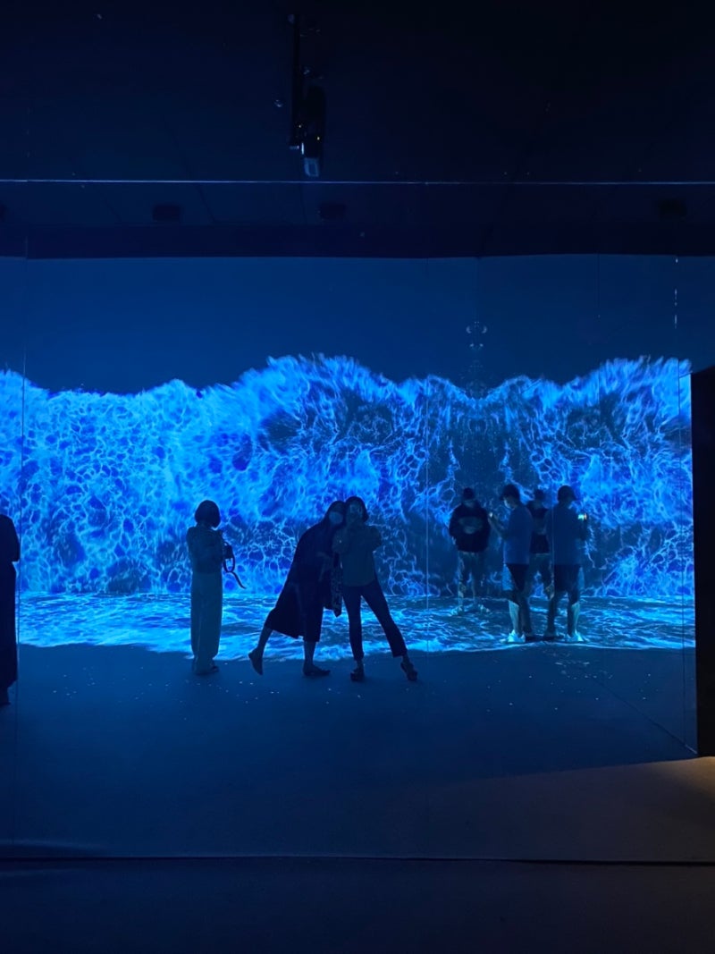 삼청동 국제갤러리, 파도가 넘실대는 코로나시대의 전시 :: astrict(에이스트릭트) : 네이버 블로그