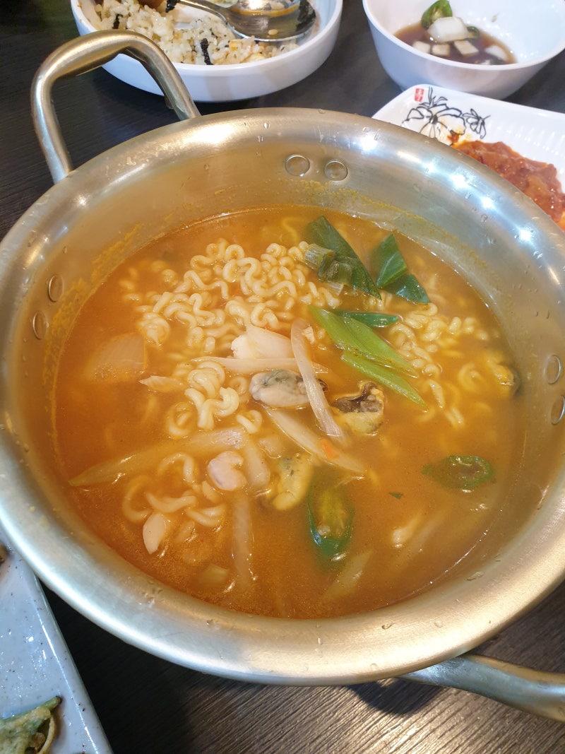 인천 송도 커넬워크 왕빈자 전통주막 모듬전 도토리묵 베이컨김치치즈전 꼬막무침 수제동그랑땡 물뱅이 해물파전