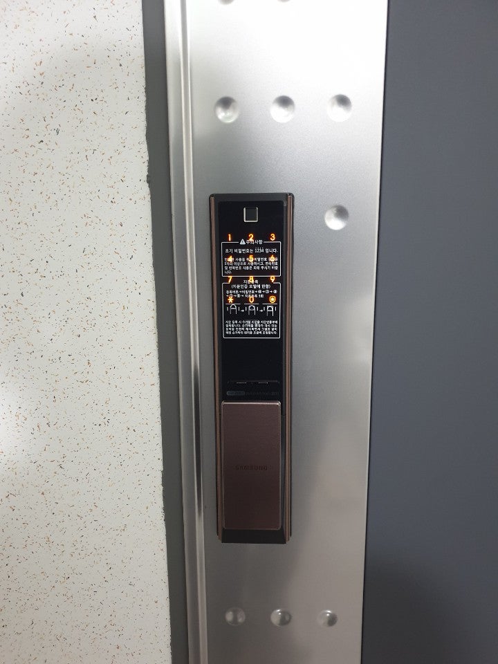 인천 중구 삼성열쇠 도어락비디오폰 - 신포역 사동 빌라 삼성최고급형 지문인식도어락 SHP-DP951 DP950 설치후기 : 네이버 블로그