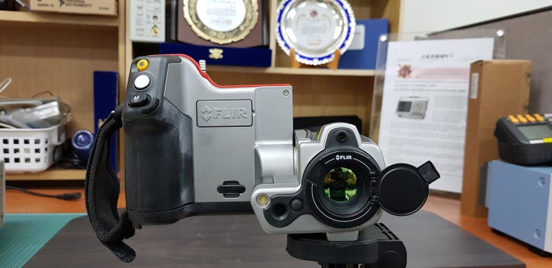 중고 휴대용 열화상카메라 Flir T335(320*240 , 650도) 판매 렌탈 : 네이버 블로그