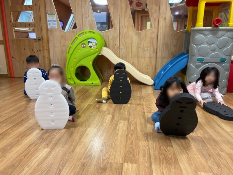 키즈특공대 유아체육 눈사람인천유아체육부천유아체육시흥유아체육키즈특공대서울유아체육김포유아체육광명유아체육일산유아체육방문체육워터슬라이드에어바운스레크레이션