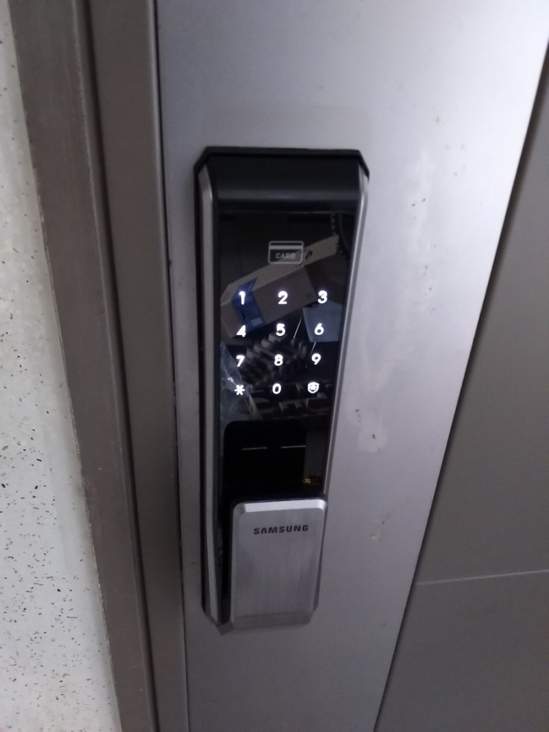 대전 삼성도어락-목동 더샵아파트에 푸시풀 번호키 SHP-DP710 설치/목동열쇠 : 네이버 블로그