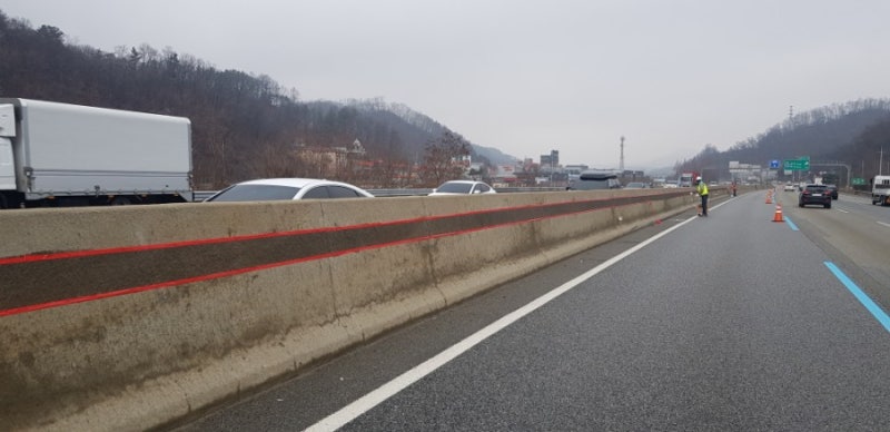 제일세이프티 제일안전 중분대시선유도도장 도로차단전문 고속도로차단전문 네이버 블로그