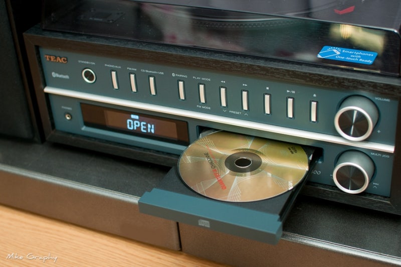 뉴트로 스타일 턴테이블 오디오 시스템 – 티악 Teac MC-D800 : 네이버 블로그