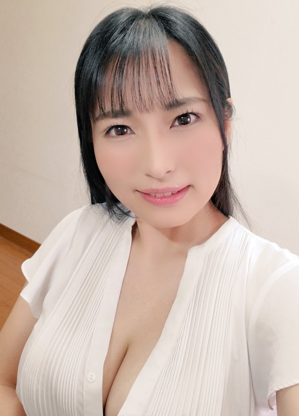 1984 / Kayo Iwasawa / 岩沢香代 / 이와사와 카요 / AV / Japanese Porn