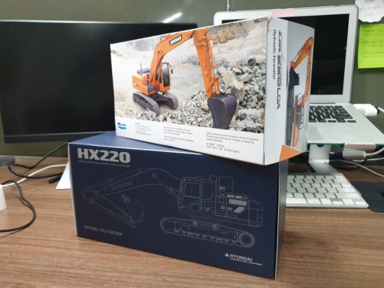 [Photo]1/35 HYUNDAI HX220 : 네이버 블로그