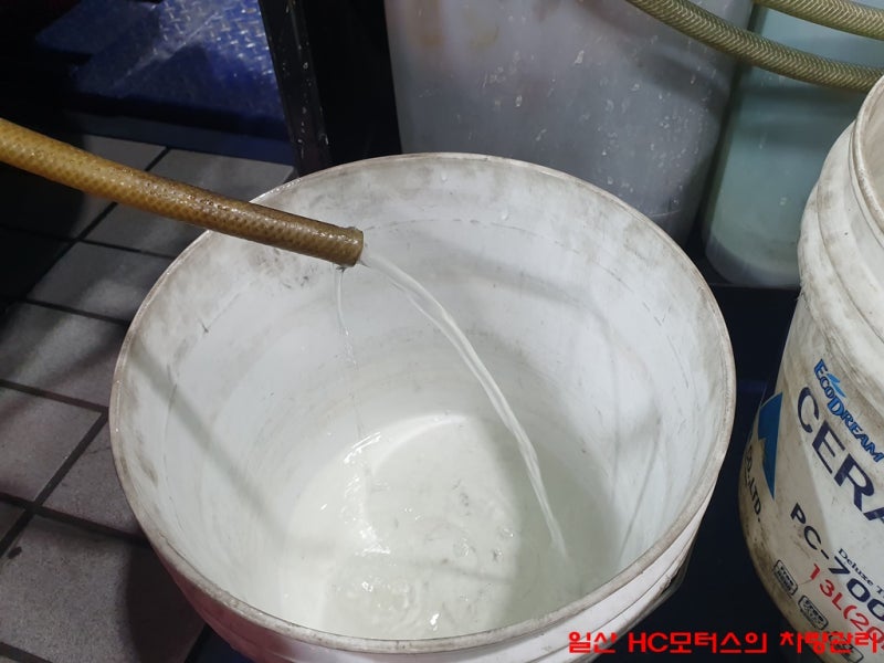 모하비 브레이크액교환 브레이크오일교환 브레이크액오염 냉각수오염 냉각수플러싱 냉각수크리닝 오토미션오일교환 미션오일