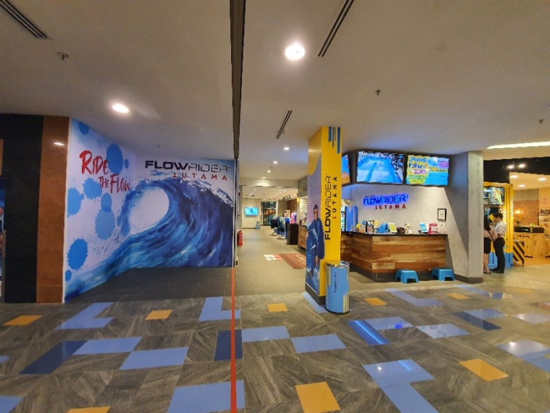 [쿠알라룸푸르] 인공 서핑 Flowrider @ 1 utama shopping center : 네이버 블로그