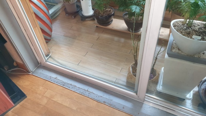 서울특별시 양천구 목동7단지아파트에 두꺼비 샷시수리가 샤시수리 롤러교체 레일수리 다녀 왔어요 네이버 블로그