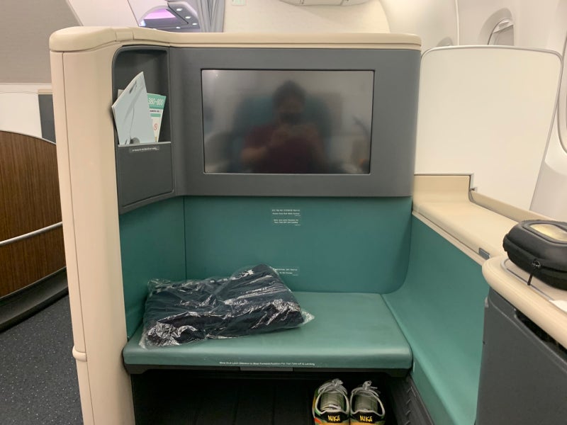 Part2- 대한 항공 KE653/KE654 방콕 퍼스트 클래스 탑승 후기 부터 기내식까지 ( 대한항공 A380 퍼스트클래스란 ...