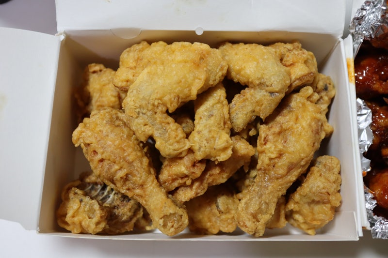 처갓집 양념치킨 메뉴 후라이드 양념 두마리 세트(페리카나 비교 후기) : 네이버 블로그