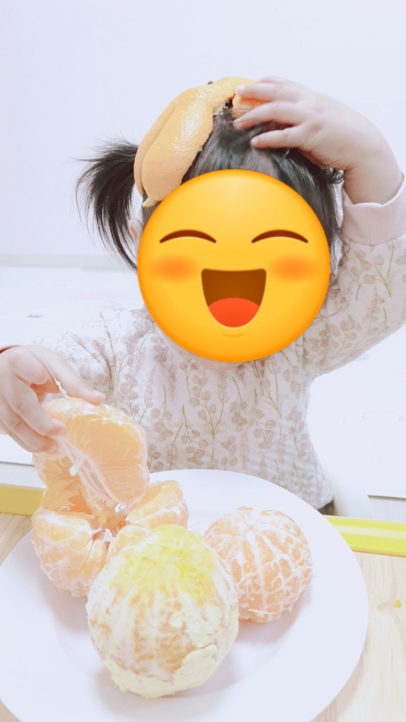 호반아이사랑♡ 만0세발달특성수준별활동 탐색웃는얼굴을찾아요 웃는얼굴찾기 여러가지표정흉내내기 물티슈뚜껑까꿍놀이 물티슈뚜껑활용수업