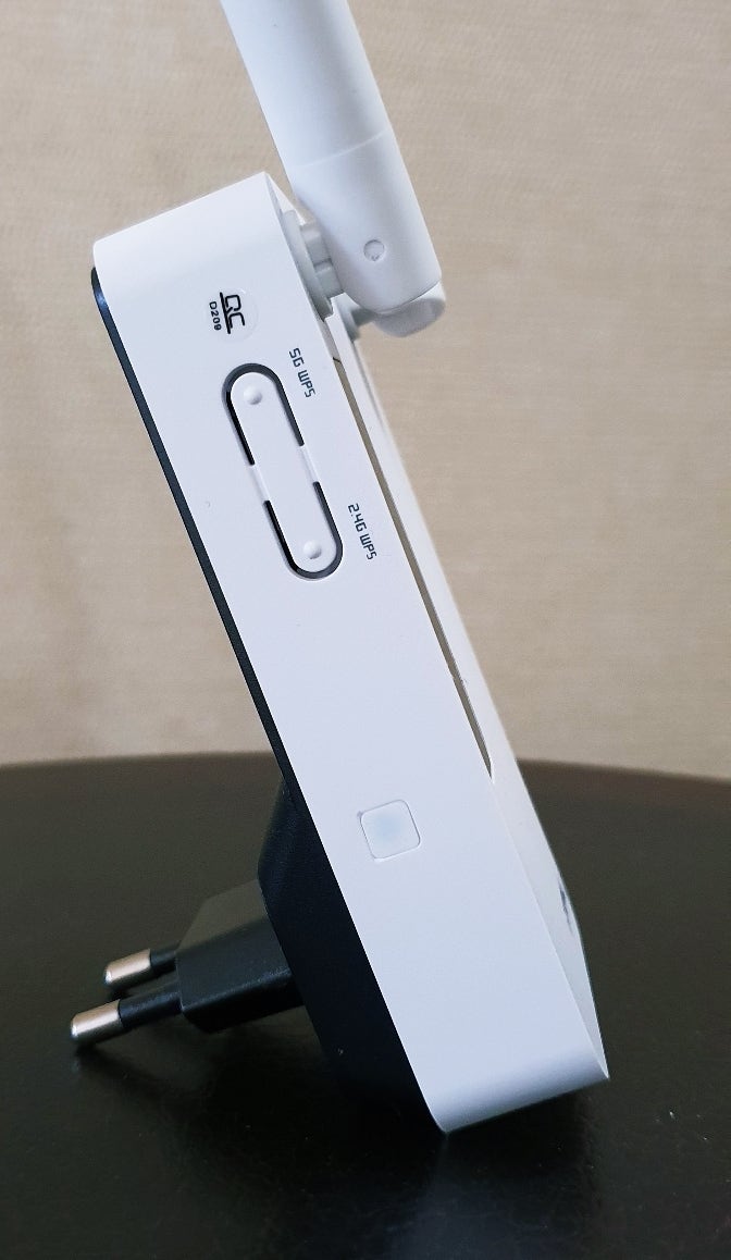 손바닥만한데 힘이 너무 좋다! ipTIME WiFi Extender - A3MU 리뷰 : 네이버 블로그