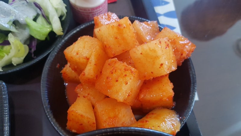 구내식당 단체급식 식단표 3월 첫째주 주간 메뉴 식단 반찬 꼬들빼기김치 메추리알 유니 짜장밥 납작만두 칼로리~ 네이버 블로그
