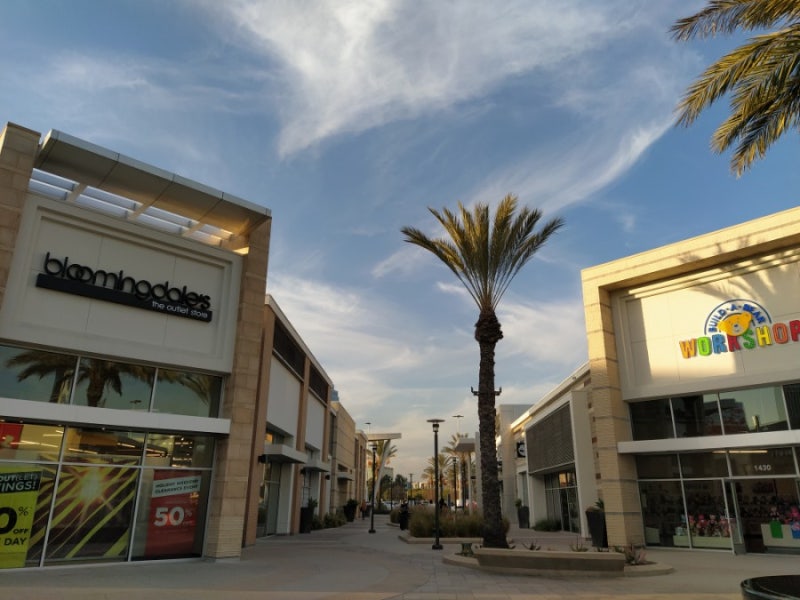 20200211-14: 미국(Anaheim) / Anaheim Convention center / Walmart / The ...