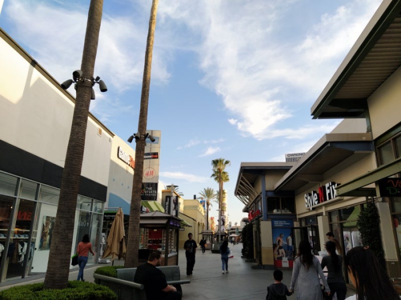 20200211-14: 미국(Anaheim) / Anaheim Convention center / Walmart / The ...