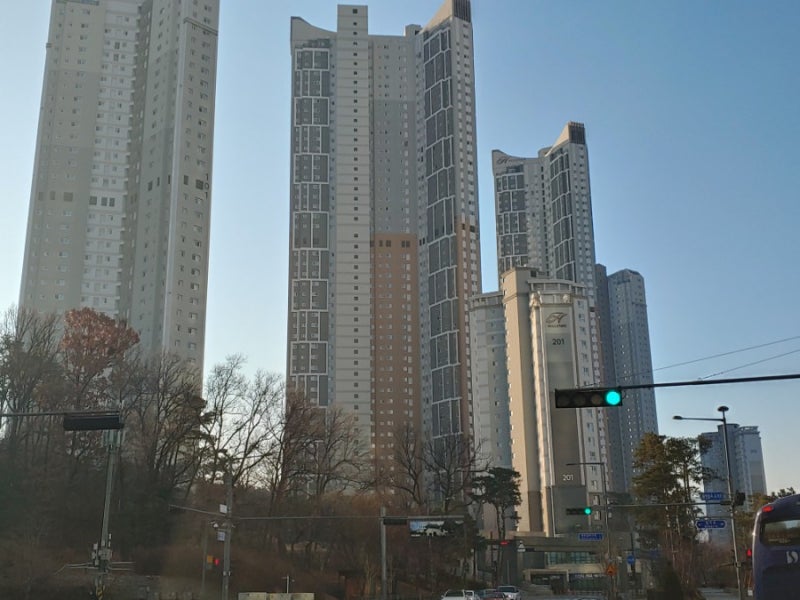 부평동 상가썬팅 사무실썬팅 시선차단 썬팅필름 시트지 시공 수원시 영통 힐스테이트광교 아파트 오피스텔 유리창문 열차단썬팅 단열필름