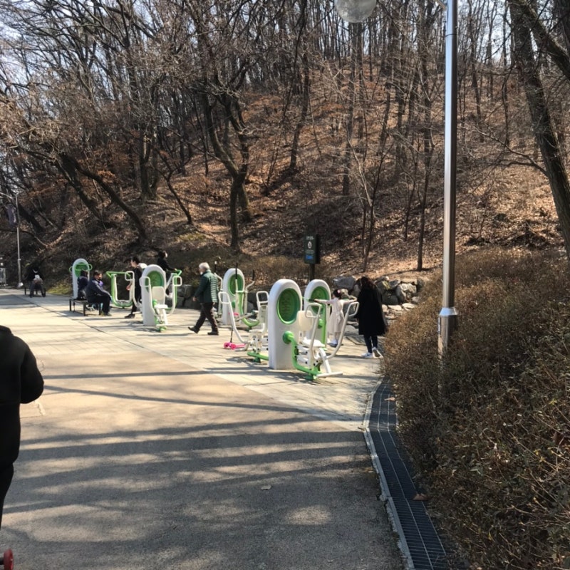 코로나 덕분에 걷게된 중대물빛공원 주차장은 좀 작고요 네이버 블로그