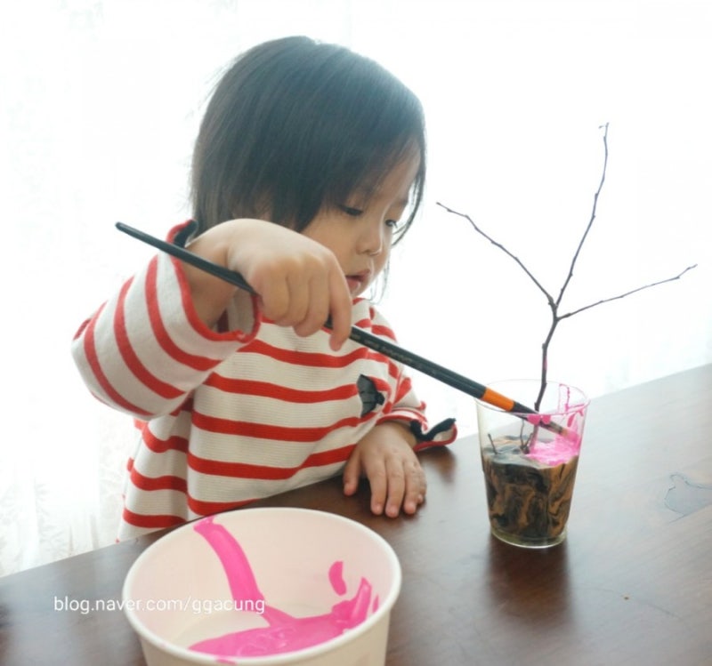 아이랑 간단하게 만들기 수업 벚꽃팝콘나무만들기로 봄을 느껴요 네이버 블로그