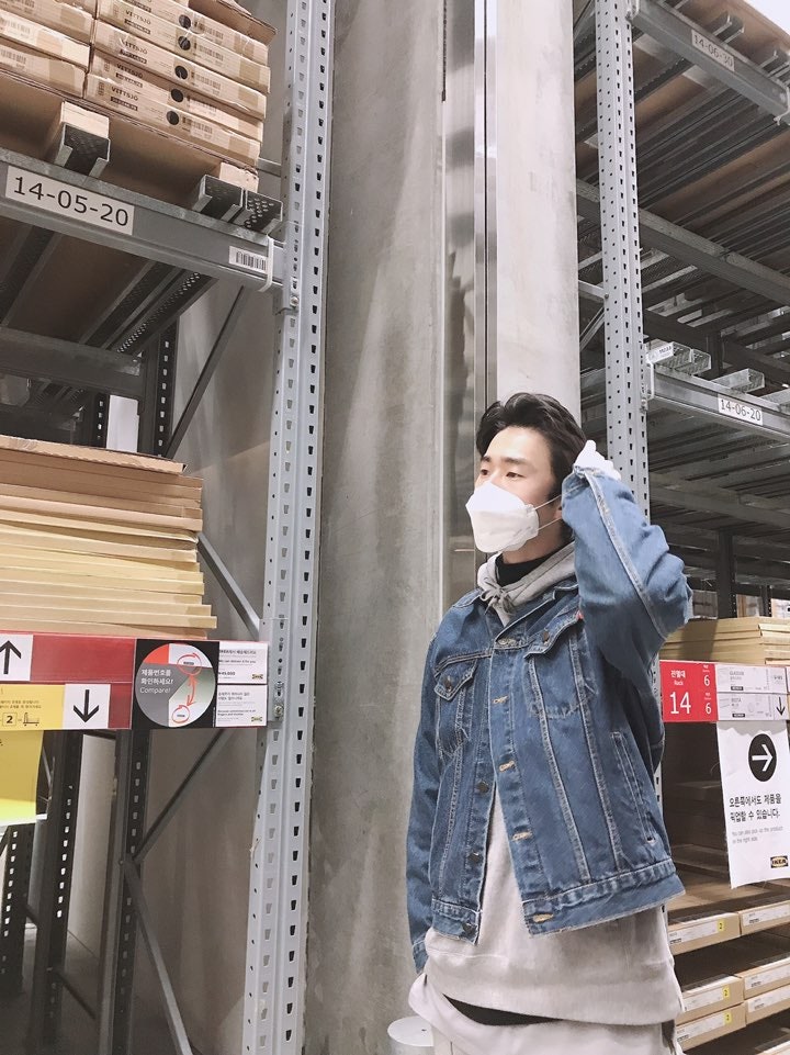 남자 청자켓 코디 광명 이케아 다녀왔어요 Jw앤더슨 아이템 소개 네이버 블로그
