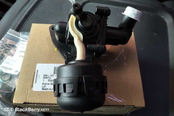 독일 수입차 아우디 A6 콰트로 정비 부품, Coolant valve regulating (feat.4.0TDI QUATTRO ...