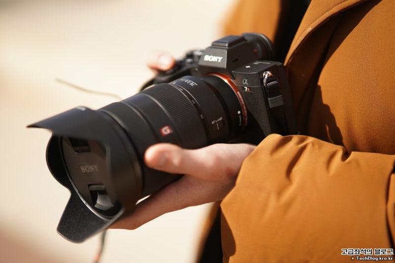 6,100만 화소 초고화질 풀프레임 미러리스 카메라, 소니 A7R4 (개봉기) : 네이버 블로그